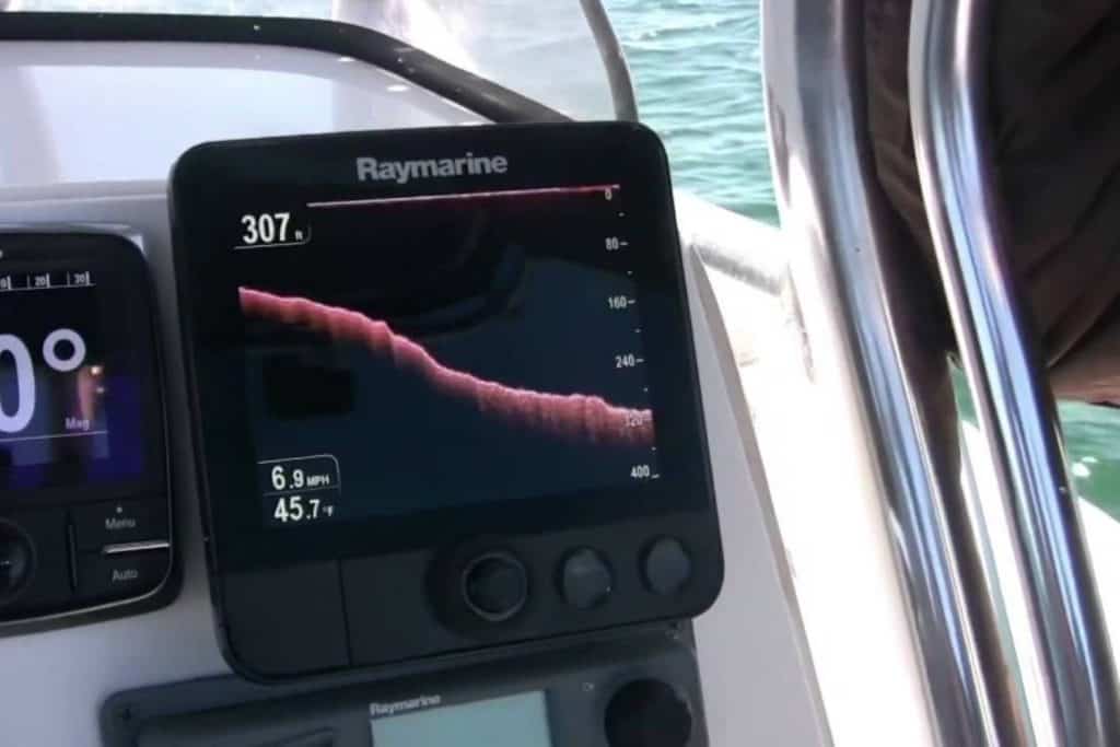 Lowrance Vs Humminbird - Which is better? Lowrance Vs Humminbird - Which is better?